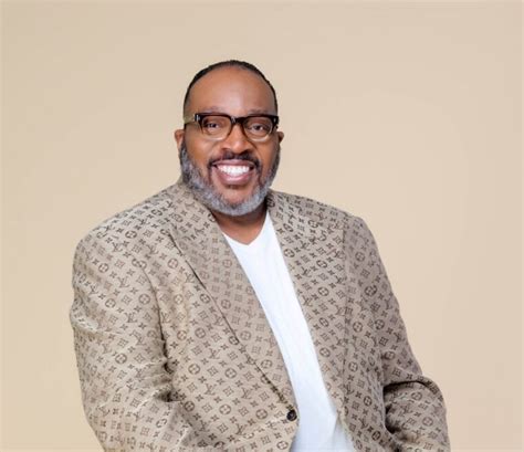 The Pulse Of Entertainment Marvin Sapp Announce Street Naming