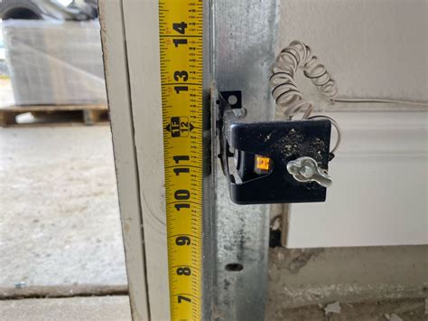 How Does A Garage Door Sensor Work Doorvana Garage Doors