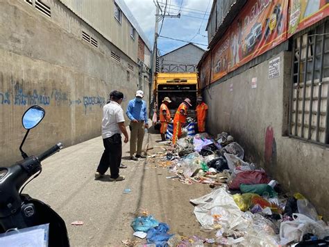 អាជ្ញាធរខណ្ឌមានជ័យព័ទ្ធខ្សែ ដាក់ស្លាកហាមចោលសំរាមហើយ