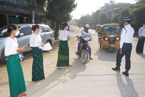 ရခိုင်ပြည်နယ် မောင်တောမြို့၌ အခြေခံပညာကျောင်းများရှိ အသက် ၁၂ နှစ်အထက် ကျောင်းသား၊ ကျောင်းသူမ