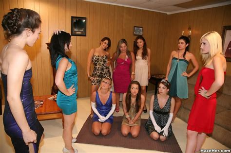 College Chicks With Sexy Feature Pic Of 58
