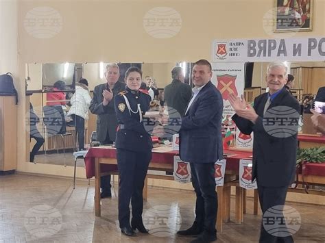 Плевенското сдружение Артилерия ген Владимир Вазов връчи годишните си награди Утро