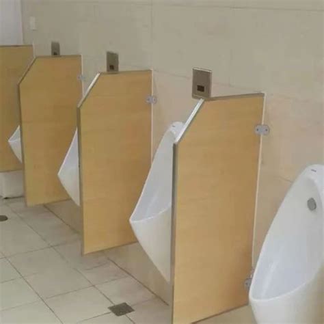 Hpl Urinal Divider Panel Semi Chamfer Manual At Rs 3500 In Mumbai