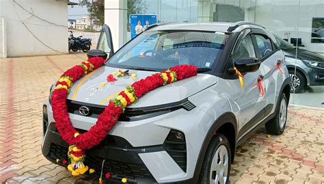 अक्टूबर 2023 की बिक्री में टॉप 10 कारें वैगनआर स्विफ्ट नेक्सन