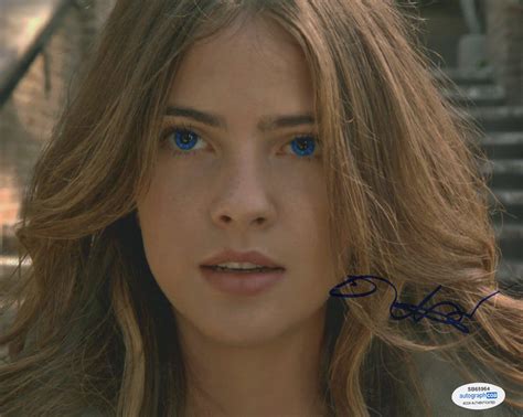 Shelley Hennig Secret Circle
