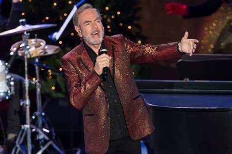 Neil Diamond Announces 50th Anniversary World Tour In 2017 See The