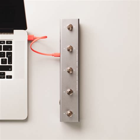 MIDI Footswitch 搖滾磐石樂器 Rock Rock Music Gears