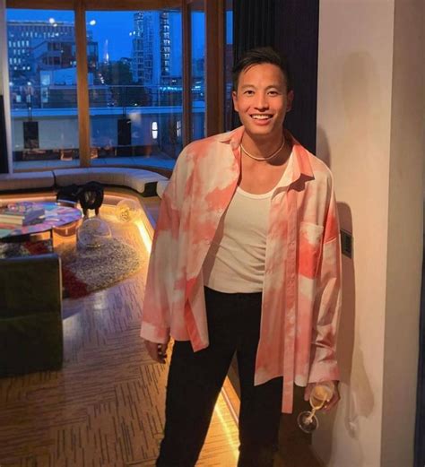 หล่อละลาย น้อบ ณภัทร ทวีสิน ทายาทหมื่นล้านแห่งแสนสิริ