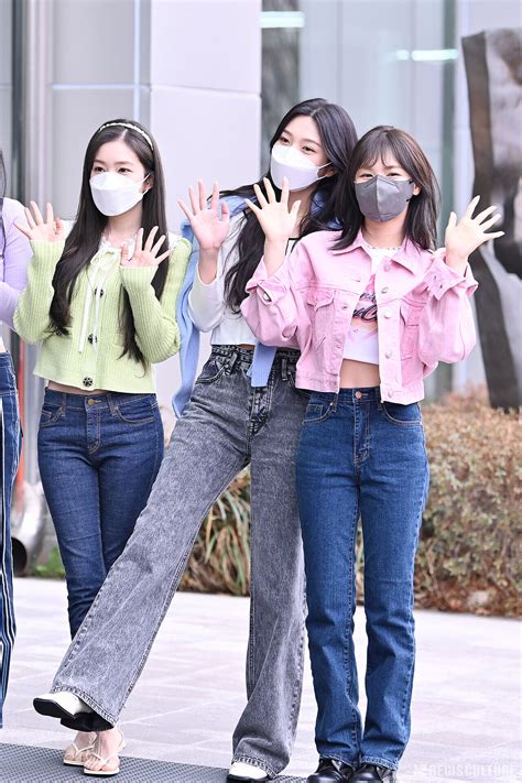 Nc포토 레드벨벳 아이린·조이·웬디 다리 길이 자랑중