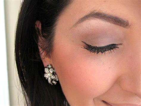 Quick Beauty Tip 3 Fake Your Way To Perfectly Lined Eyes Every Time