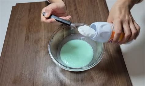 Забравете за скъпите препарати от магазина този домашен обезмаслител е най ефективен