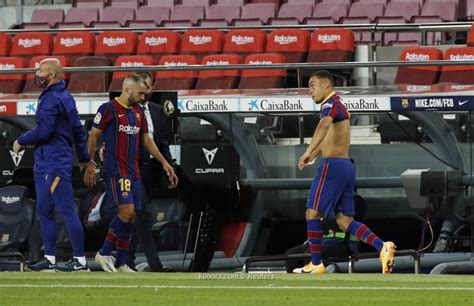 برشلونة يكشف طبيعة إصابة ألبا