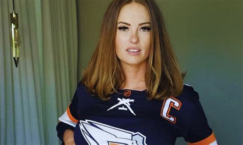 Kait Flynn Rising Star In The World Of Digital Marketing Ga Fashion