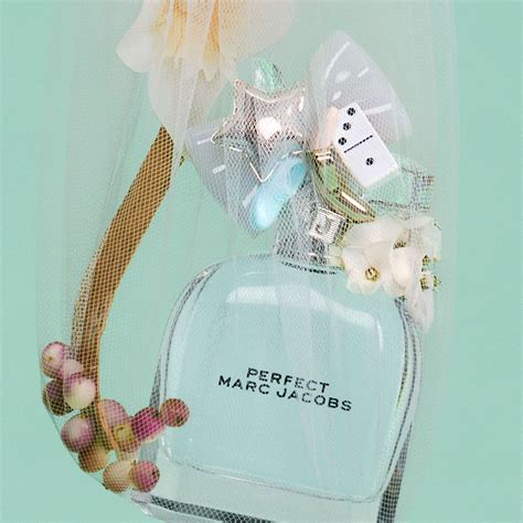 Perfect Eau De Toilette Marc Jacobs Parfum Un Nou Parfum De Dama 2022