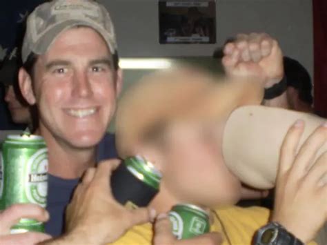 Soldados Australianos Irán A Juicio Por Beber Cerveza De La Prótesis De