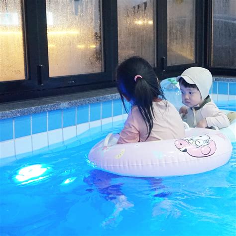 구혜진케이크스페이스 협찬 주말에 아이들이랑 경주여행으로 다녀온 단하나 키즈풀빌라🩷 날씨는 추워도 따뜻한 실내 미온수 수영장에서 시현이랑 수빈이 물놀이도 재밌게