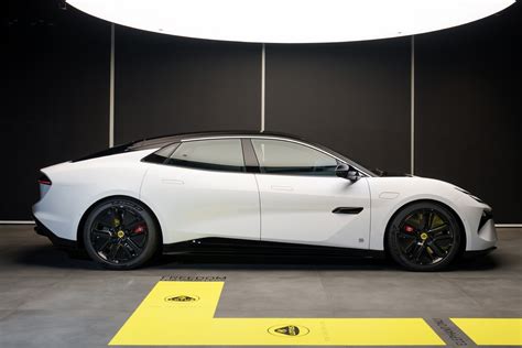 로터스 에메야·에메야 S 환경부 인증 완료 복합 주행거리 524㎞ 로드테스트