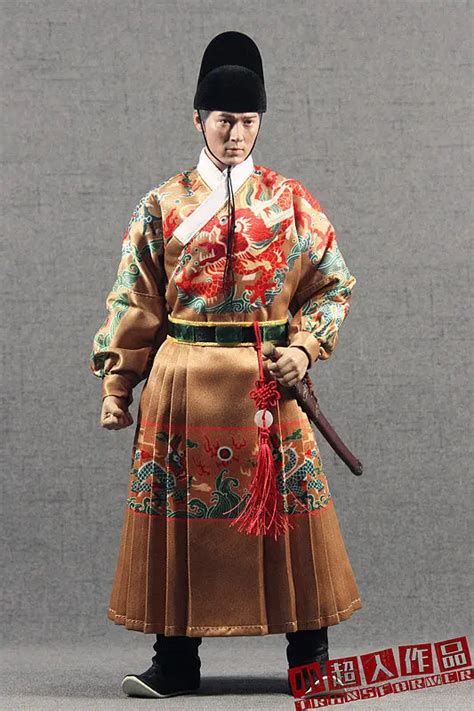 曲裾、直裾、襦裙、半臂、袄裙、褙子、圆领袍、直裰、贴里……这些古代服饰名词分别是什么意思？ 知乎