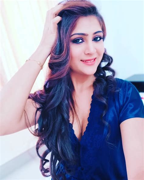 Hiral Radadiya Photos Mixindia