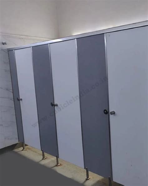 Modular Steel Partition Toilet No Of Compartments 10 At ₹ 17500