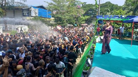 ဖျာပုံမြို့၌မြန်မာ့ရိုးရာယဥ်ကျေးမှု မဟာသင်္ကြန်အကြတ်နေ့ ဗဟိုမဏ္ဍပ်တွင် ပြည်သူများအေးချမ်းပျော်ရ