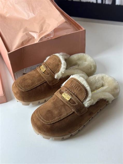 Топочки міу міу люкс — ціна 5432 грн у каталозі Шльопанці Купити жіночі речі за доступною ціною