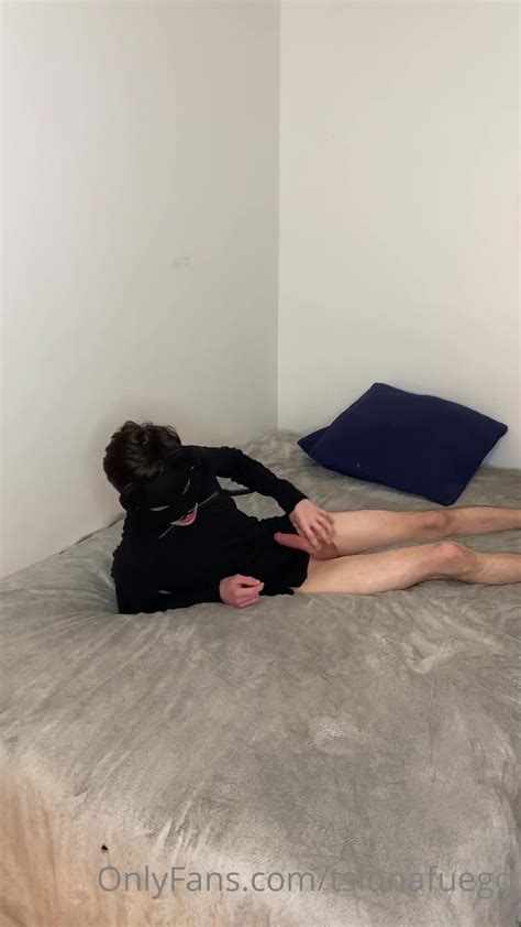 Amateur Ts Fucks Her Bf Ashemaletube Com