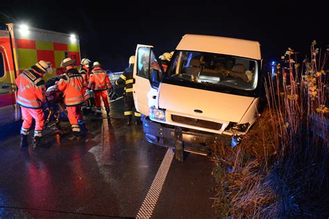 Unfall Auf Der A1 Bei Hamburg Drei Verletzte Mopo