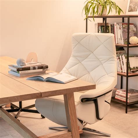 𝗵𝗮𝗻𝘀𝗼𝗻 𝗜 핸슨소파 공식 계정 따뜻한 인테리어의 완성 포틀랜드 몽글몽글 소프트한 텍스처와 모서리를 둥글게 디자인한 소파의 쉐입은 공간의 안정감을 느끼게