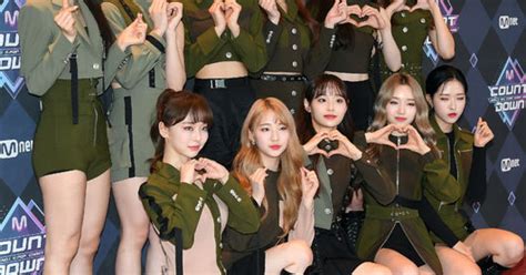 이달의 소녀걸스카우트 패션 사진