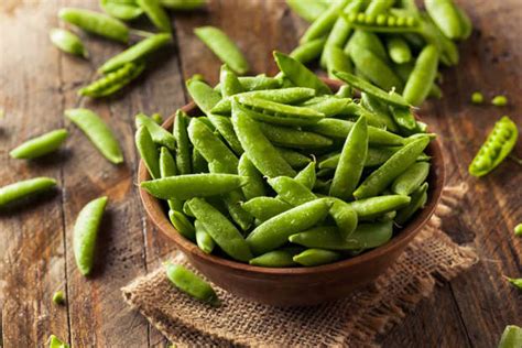 밤에도 먹을 수 있는 저칼로리 식품들