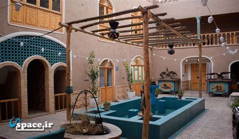 اقامتگاه بوم گردی سرای کاشیان ما سمنان