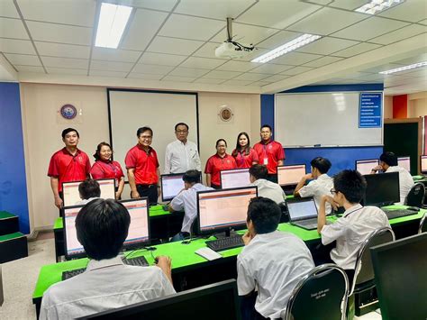 การทดส วิทยาลัยอาชีวศึกษาเทคโนโลยีฐานวิทยาศาสตร์ ชลบุรี