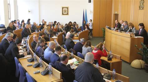 Обществен ред ли