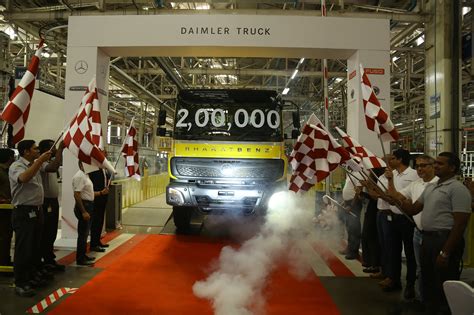 Daimler India Commercial Vehicles With Strong Growth In Both Revenue