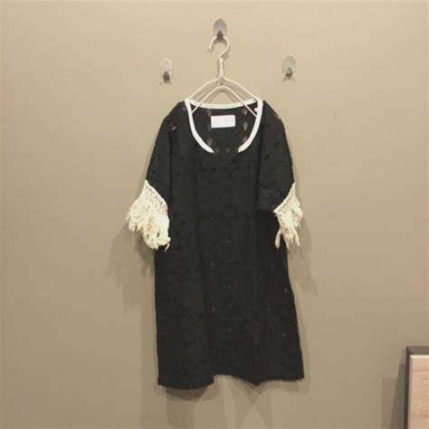 อก40 สาวอวบ เสื้อซีทรูแต่งพู่ Shopee Thailand