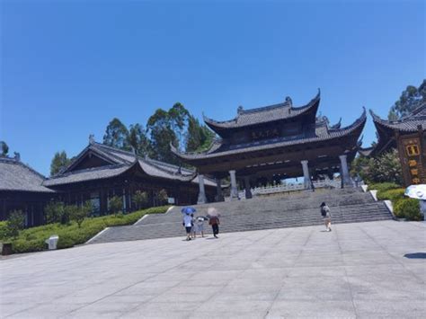 2024安居古城游玩攻略 大足石刻真的很震撼安居古 去哪儿攻略