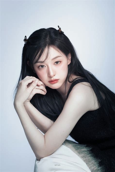 Pin De Nxxfa En Kim Ji Won Celebridades Coreanas Celebridades Foto