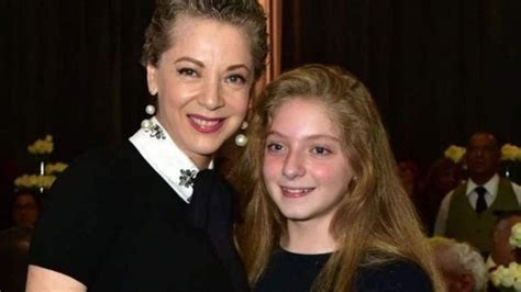En Estas Condiciones Vive Hija De Edith González Con Su Papá Y