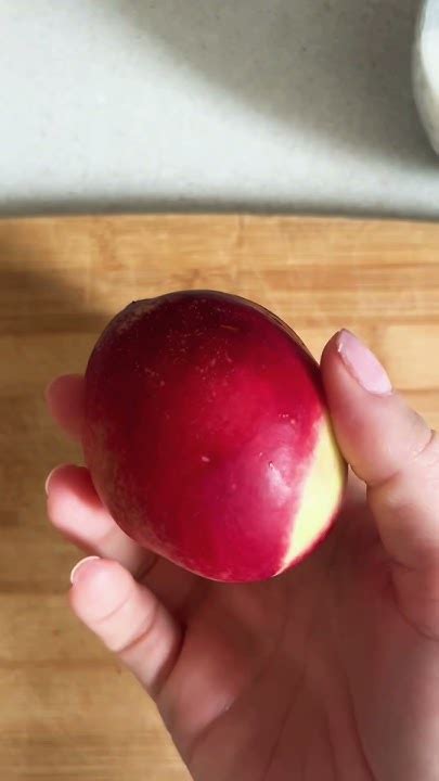 ჩია ვაშლატამით ჩია 2 ს კ შვრია 2ს კ 1 2 ბანანი 1 2 ვაშლატამი 1ჩ კ ნუშის ფანტელი დიეტა