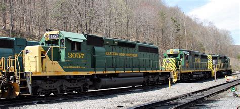 Rbmn 3057 Sd40 2 Ex Cnw 6901 And Ex Up 3066 Also Pictured Flickr
