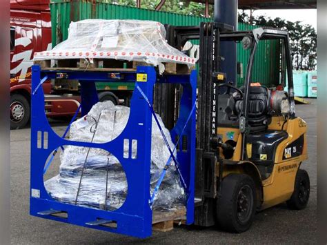 Pair Of Ap Stacking Pallet Stacking Devices Jardine Auctioneers