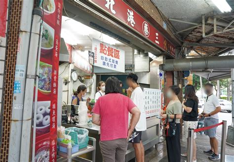 鹽埕美食 北港蔡三代筒仔米糕 老高雄人推薦筒仔米糕蒸蛋湯 超過60年高雄老店 美食好芃友芃芃