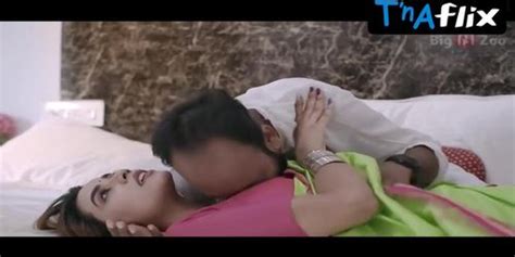 Vanya Singh Rajput Butt Breasts Scene In Ghutan