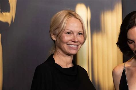 5 Famous Animal Rights Activists
