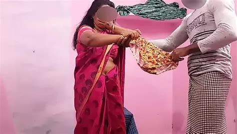 Eine Frau Faltte Kleidung Und Ich Lud Sie Zum Sex Ein Xhamster