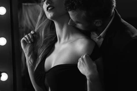 Should You Have Sex On The First Date Women Tell All