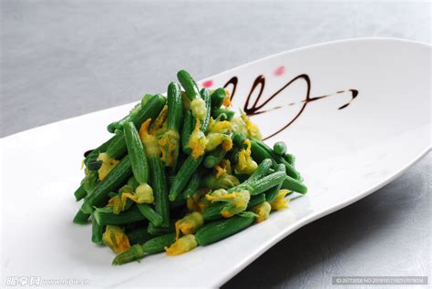 炝拌乳瓜苗摄影图 传统美食 餐饮美食 摄影图库 昵图网