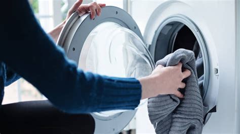 ¿cómo Cuidar La Ropa Para Que Dure Más Tiempo Simpli Uio ♻️