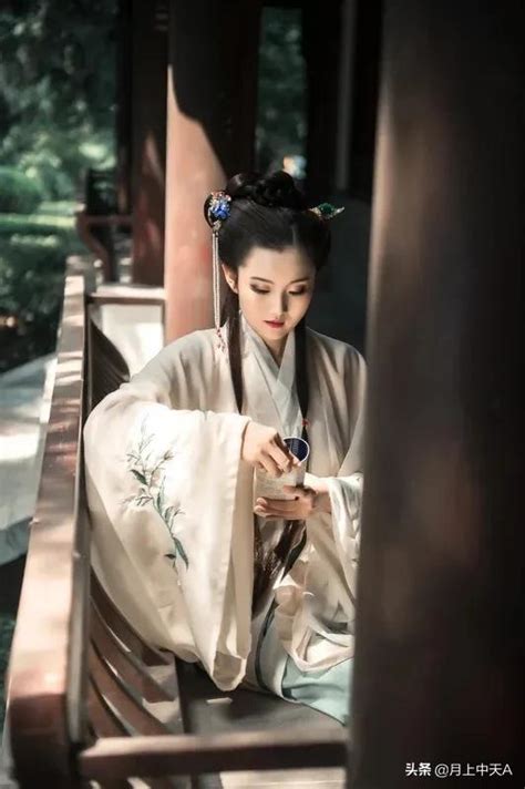 倚西樓詞林正韻五闋 每日頭條